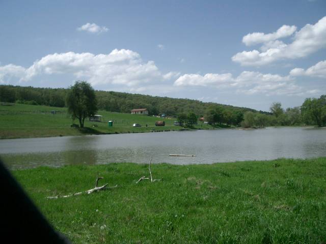 Panorámás építési telek horgásztó területén eladó! - Nézsa, vác - Telek