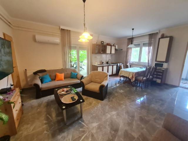 Baracson téglából épült családi ház eladó. - Baracs - Eladó ház, Lakás