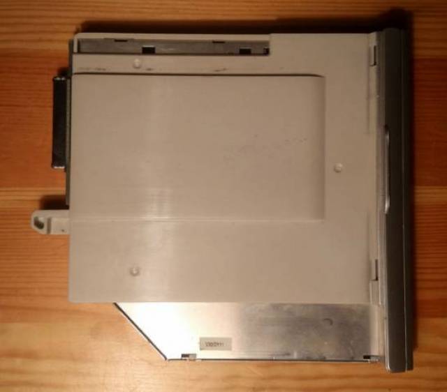 Gericom 2440 Laptop DVD-ROM/CD-RW IDE-s (bontott) Quanta Storage Inc ...