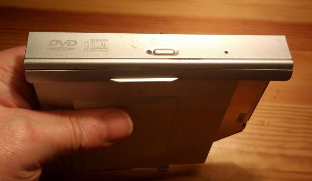 Gericom 2440 Laptop DVD-ROM/CD-RW IDE-s (bontott) Quanta Storage Inc ...