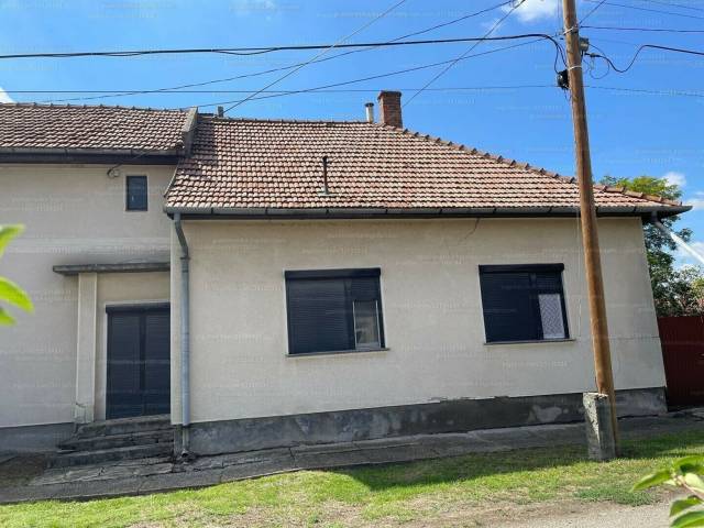 Gyomai szabadstrandnál eladó Ikerház - Gyomaendrőd, Körösi Csoma Sándor ...