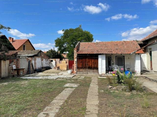 Gyomai szabadstrandnál eladó Ikerház - Gyomaendrőd, Körösi Csoma Sándor ...