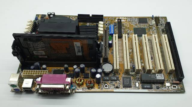 Slot-1 ATX Asus P3B-F Rev 1.04 alaplap i440BX chipset + 500MHz SL3LQ ...