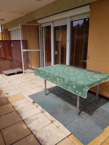 Belvároshoz közel bútorozott ,50 nm-es kertkapcsolatos lakás kiadó ...