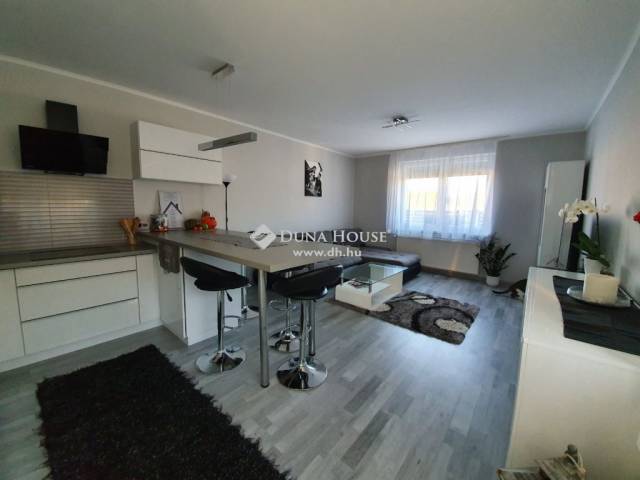 Eladó Ház, Pilis - Pilis, Vasvári Pál utca - Eladó ház, Lakás