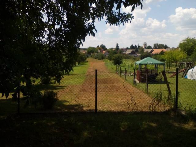 Biatorbágyon igényesen kialakítható kis ház eladó azonnali költözéssel ...