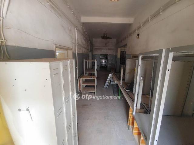 Eladó 468 m2-es telephely Tiszakécske, Belváros - Tiszakécske, Belváros - Telephely