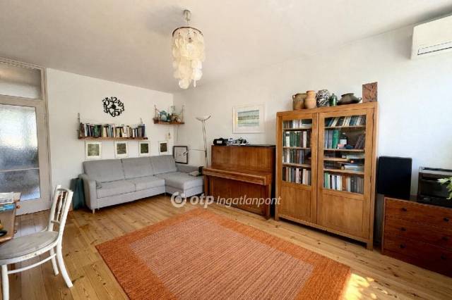 Eladó 56 m2-es panellakás Budapest XX. kerület, Eperjes utcai lakótelep ...