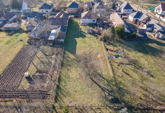 Eladó 80 m2-es családi ház Tényő - Tényő - Eladó ház, Lakás