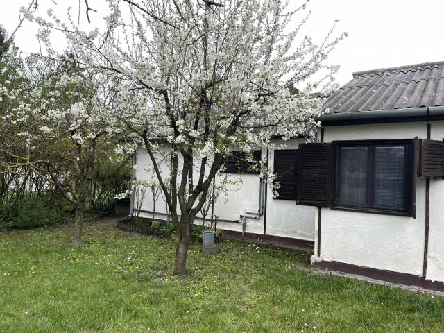 Eladó 80 m2-es nyaraló Dömsöd - Dömsöd - Eladó ház, Lakás