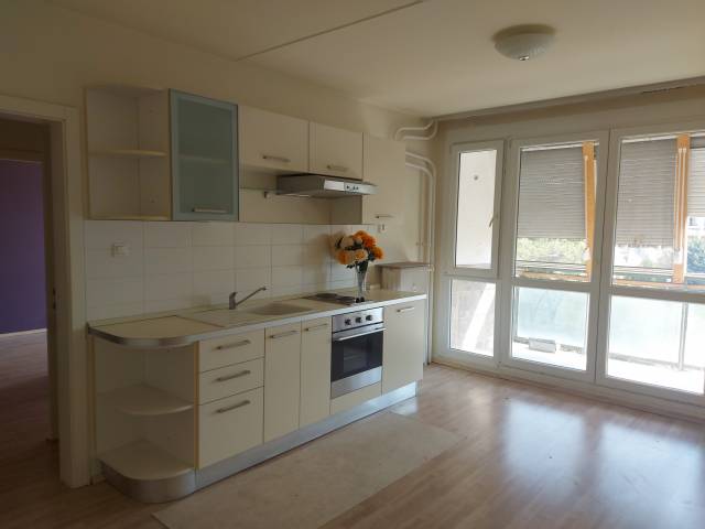 Kiadó 41 m2-es panellakás Pécs, Fejér Lipót utca - Pécs, Fejér Lipót ...