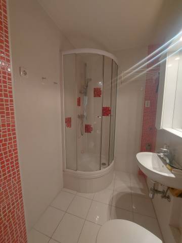 Kiadó 41 m2-es panellakás Pécs, Fejér Lipót utca - Pécs, Fejér Lipót ...