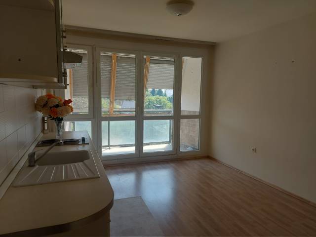 Kiadó 41 m2-es panellakás Pécs, Fejér Lipót utca - Pécs, Fejér Lipót ...