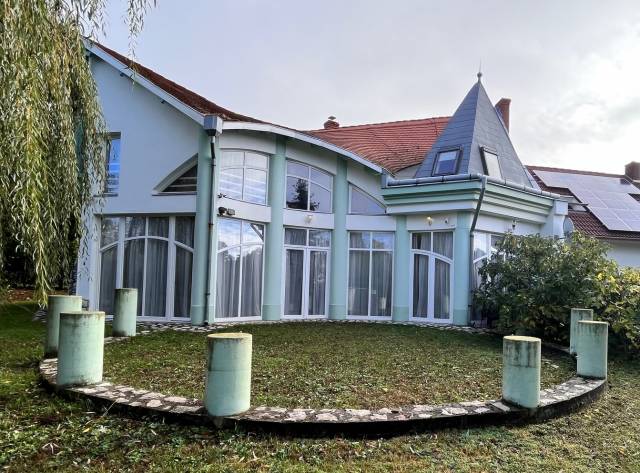 Eladó 167 m2-es családi ház Pécs, Kígyó utca - Pécs, Kígyó utca - Ház