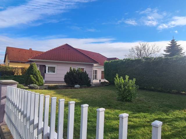 Eladó 172 m2-es családi ház Pécs, Barázda köz - Pécs, Barázda köz ...