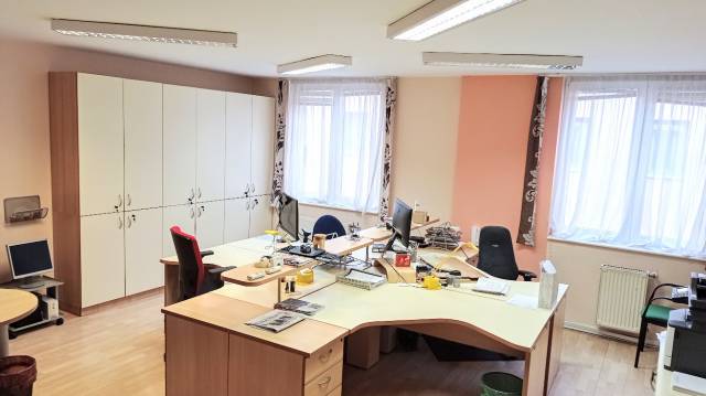 Eladó 122 m2-es iroda Zalaegerszeg, Eötvös József utca - Zalaegerszeg ...