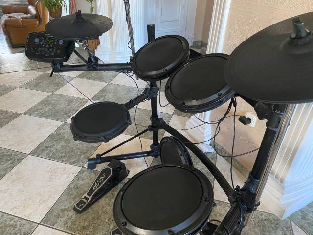 Millenium MPS-400 10-részes elektromos dob dobfelszerelés - Győr - Hangszer