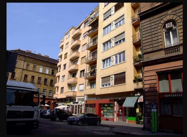 VII.kerület, Vigalminegyed, Dob U. Sarki , 200m2, Utcai, Felújított ...