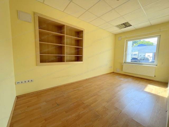 Kiadó irodák, egyben vagy részben! - Mosonmagyaróvár - Iroda