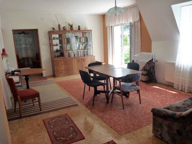 Kiadó albérlet Gödöllőn 85m2+13m2 erkély egyetemhez közel, magyar fiú ...