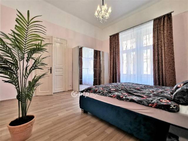 Kiadó Lakás, Budapest 7. ker. - Budapest VII. kerület, Rákóczi út - Lakás