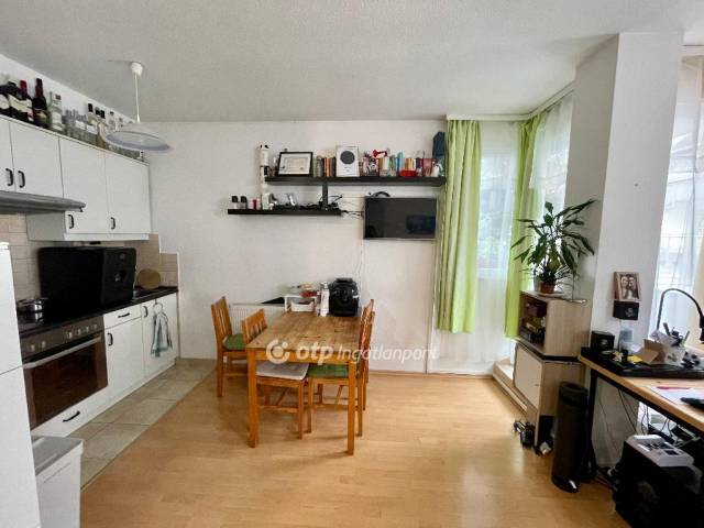 Eladó Lakás, Budapest 7. ker. - Budapest VII. kerület, Garay tér ...