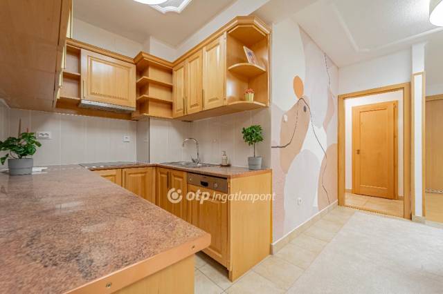 Eladó Lakás, Budapest 7. ker. - Budapest VII. kerület, Garay tér ...