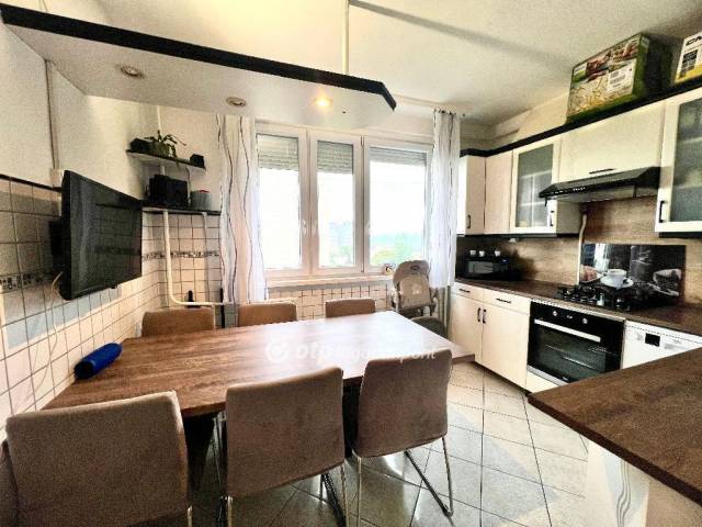 Eladó Lakás, Budapest 4. ker. - Budapest IV. kerület, Újpest - Panel lakás