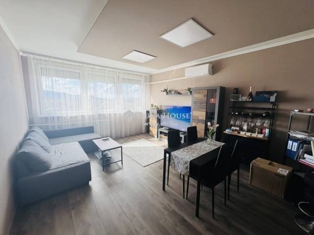 Eladó lakás, Budapest 4. ker. - Budapest IV. kerület, Újpest - Panel lakás