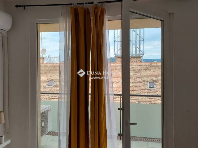 Eladó Lakás, Budapest 8. ker. - Budapest VIII. kerület - Eladó ház, Lakás