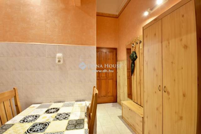 Eladó Lakás, Budapest 9. ker. - Budapest IX. kerület, Angyal utca - Ház