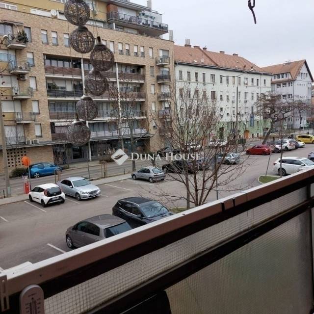 Eladó lakás, Budapest 13. ker. - Budapest XIII. kerület, Petneházy utca ...