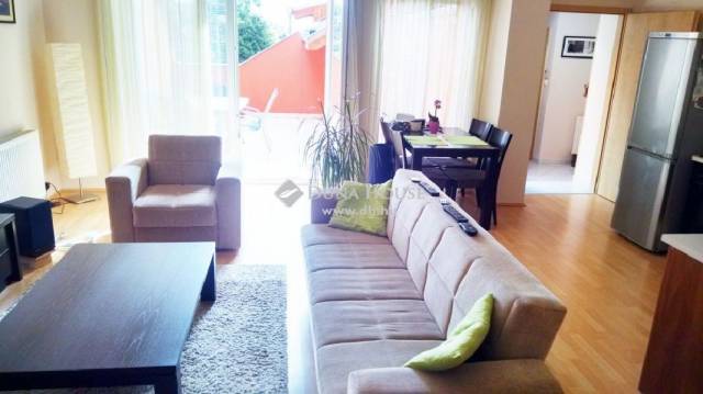 Eladó lakás, Pécs - Pécs, Kisszkókó dűlő - Eladó ház, Lakás