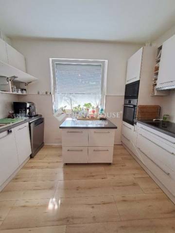 Eladó ház, Pécs - Pécs, Újhegy, Fátyol utca - Családi ház