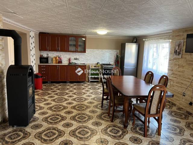 Eladó Ház, Domony - Domony - Eladó ház, Lakás