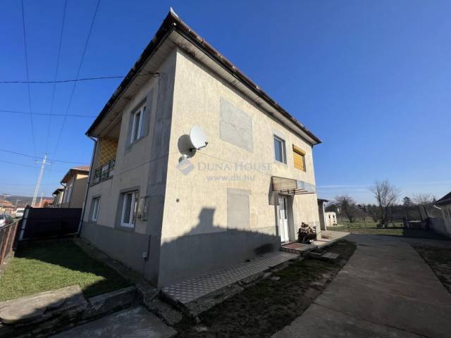 Eladó Ház, Domony - Domony - Eladó ház, Lakás