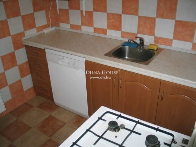 Eladó lakás, Budapest 4. ker. - Budapest IV. kerület, Újpest - Panel lakás