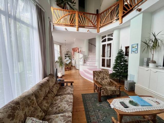 Eladó ház, Pécs - Pécs, Kígyó utca - Eladó ház, Lakás