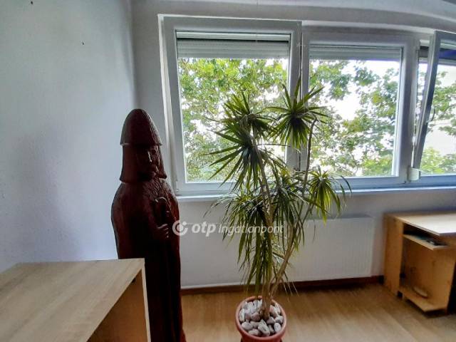 Eladó Lakás, Budapest 4. ker. - Budapest IV. kerület, Újpest - Panel lakás