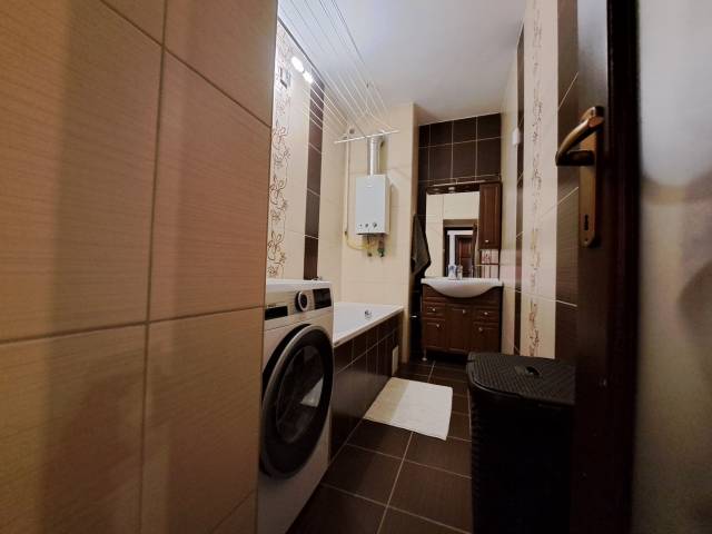 Fiatalos, felújított lakás eladó Hatvanban - Hatvan - Eladó ház, Lakás