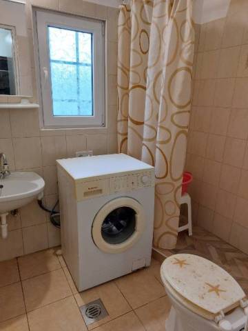 Hunyadivárosi kis kertes ház - Kecskemét - Lakás