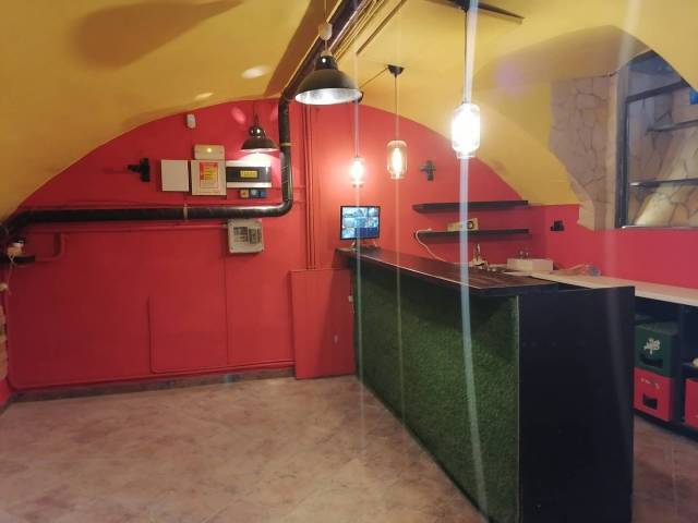 Eladó Üzlethelyiség, Budapest VI. kerület, Terézváros (Nagykörúton ...