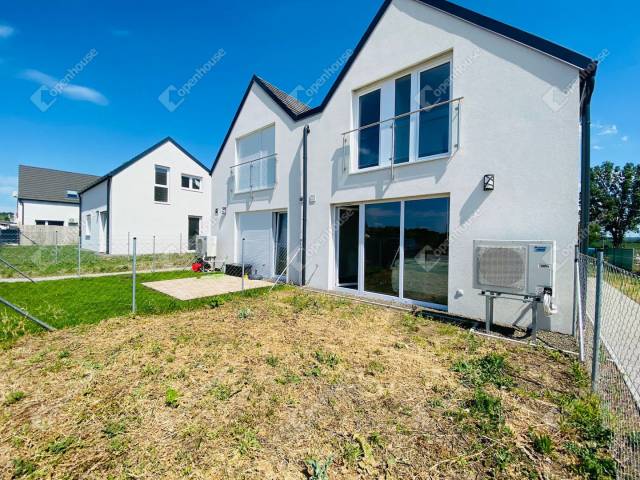 Vác, Kastélyliget lakópark eladó újépítésű házak - Vác, Zab utca - Sorház